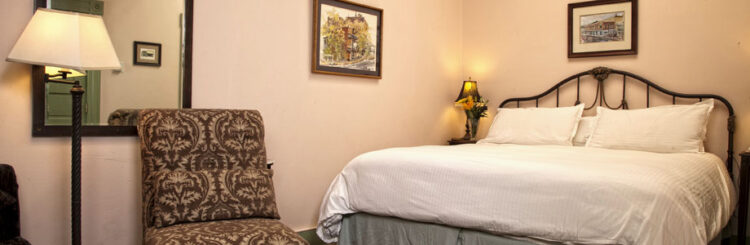 Room 2 – Connor Hotel in Jerome Arizona